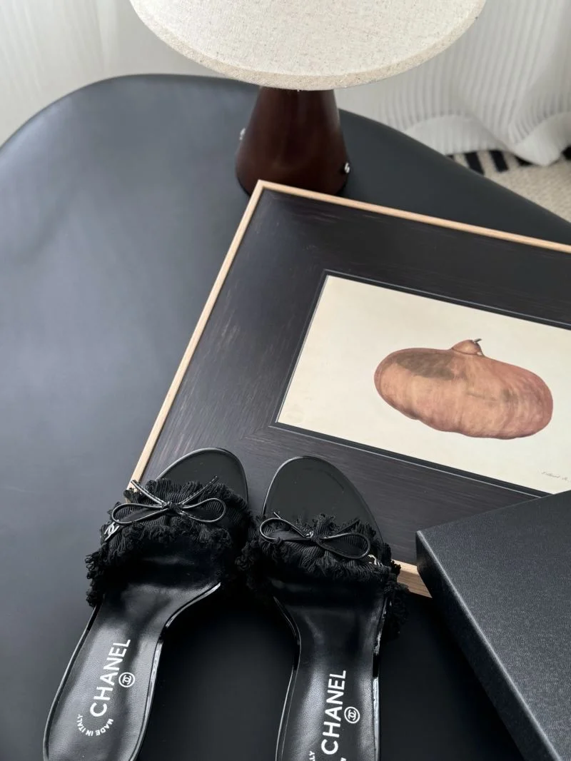 Low-cost Chanel Sandals
