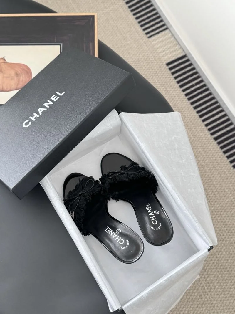 Low-cost Chanel Sandals
