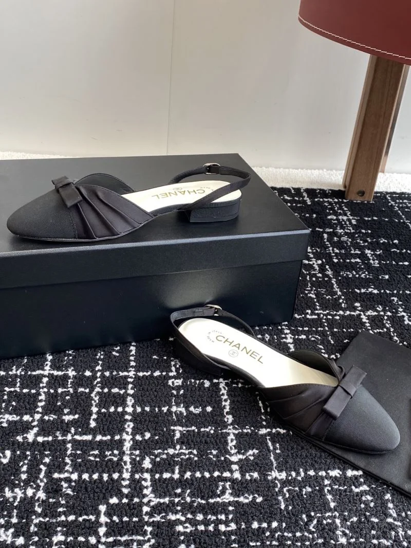 Low-cost Chanel Sandals