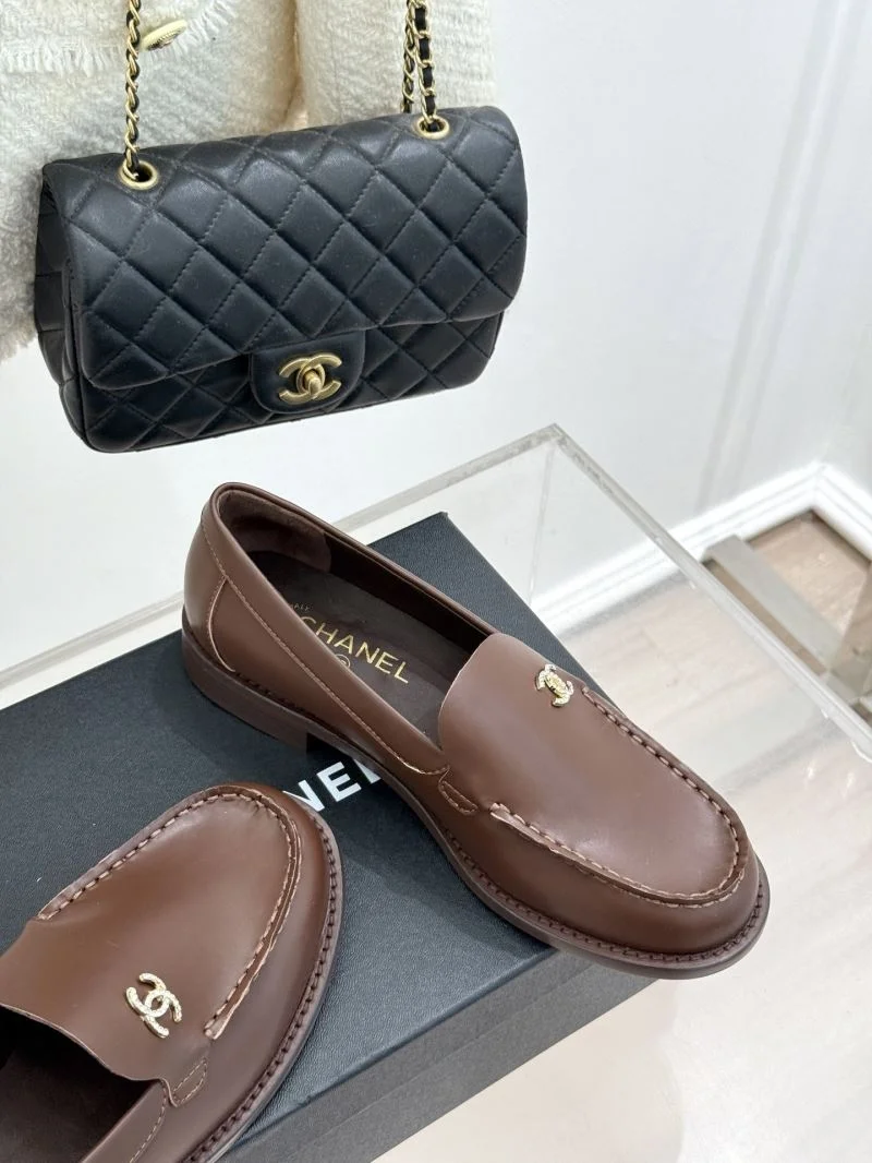 Top mirror Chanel Sandals