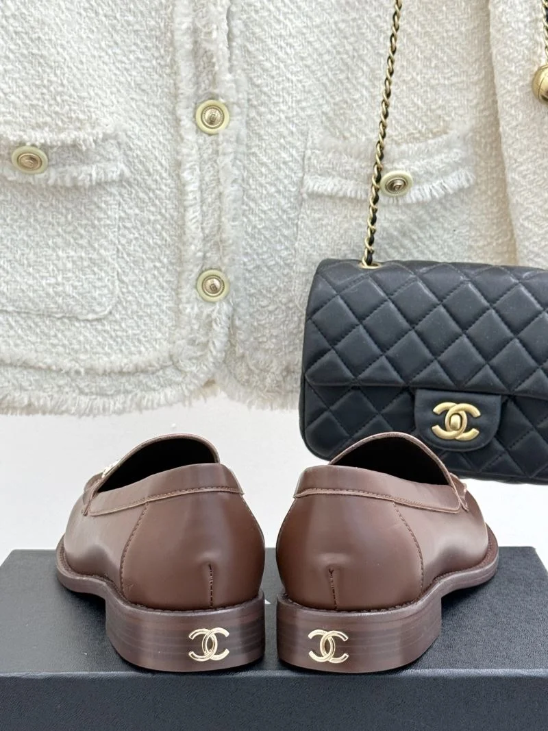 Top mirror Chanel Sandals