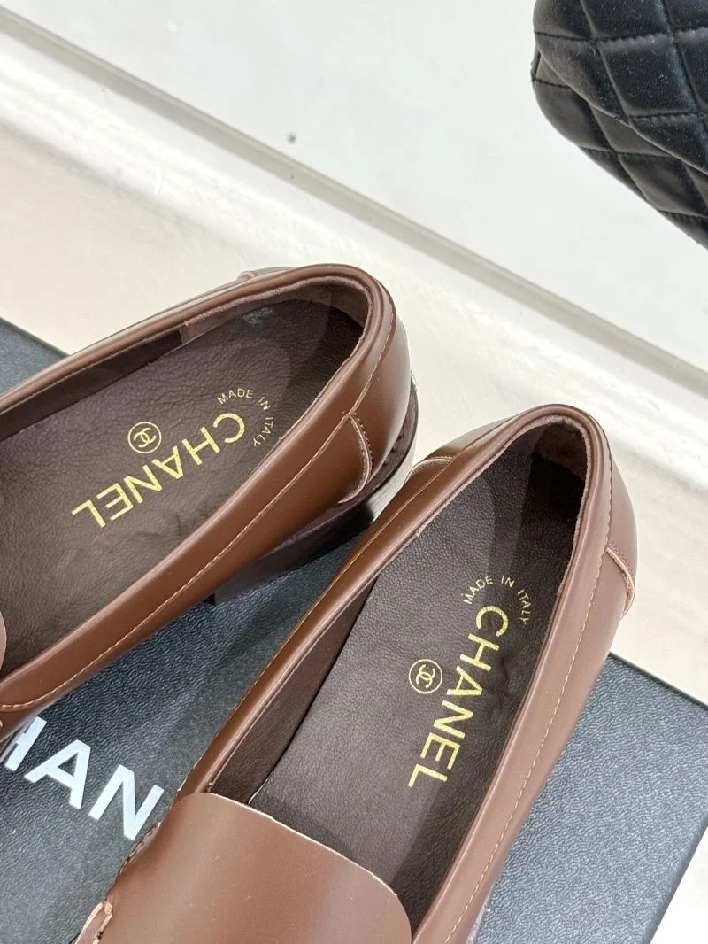 Top mirror Chanel Sandals