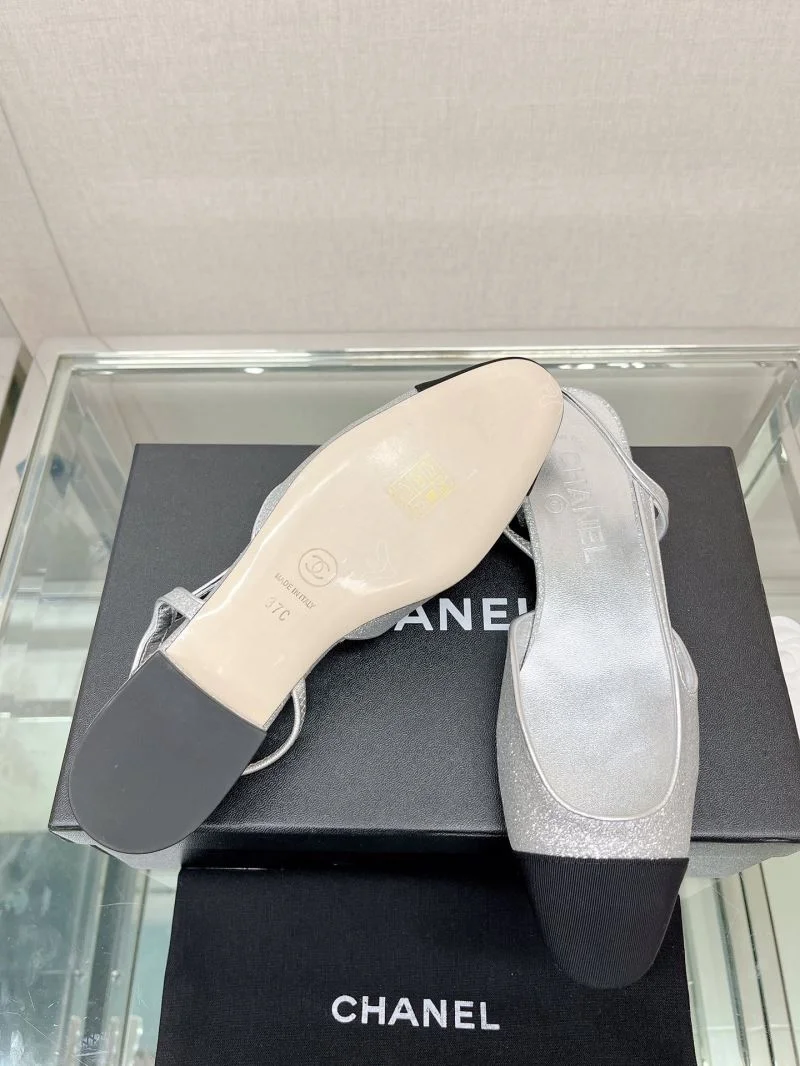 Accurate model Chanel Sandals