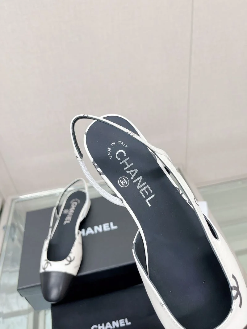 Accurate model Chanel Sandals