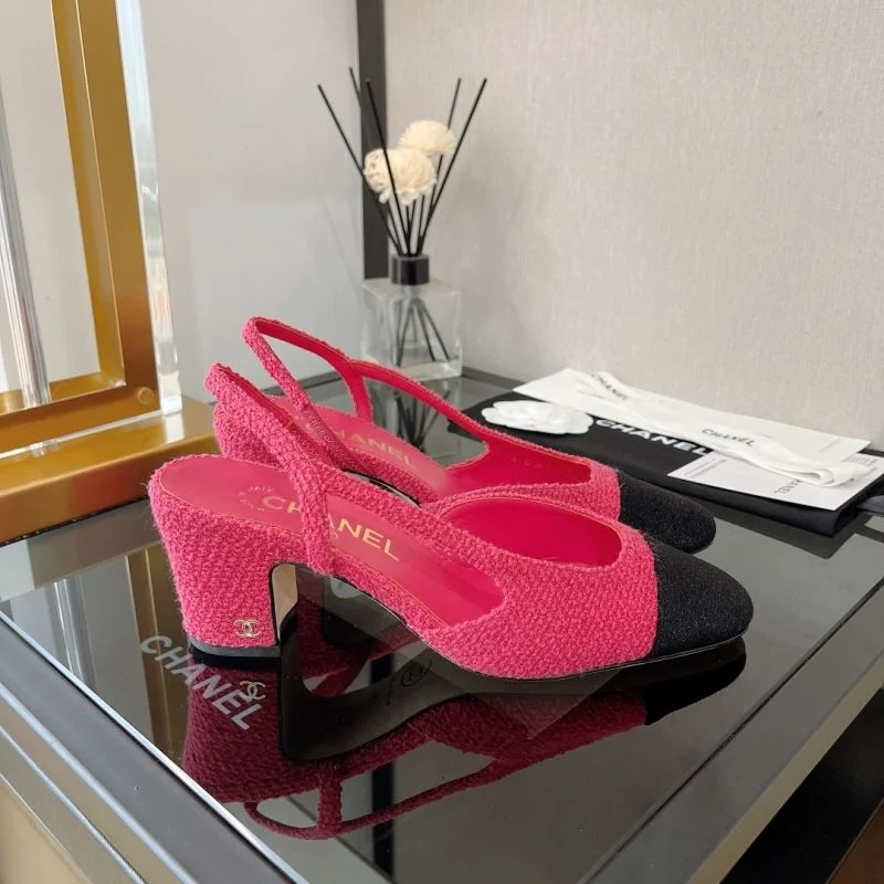Top mirror Chanel Sandals