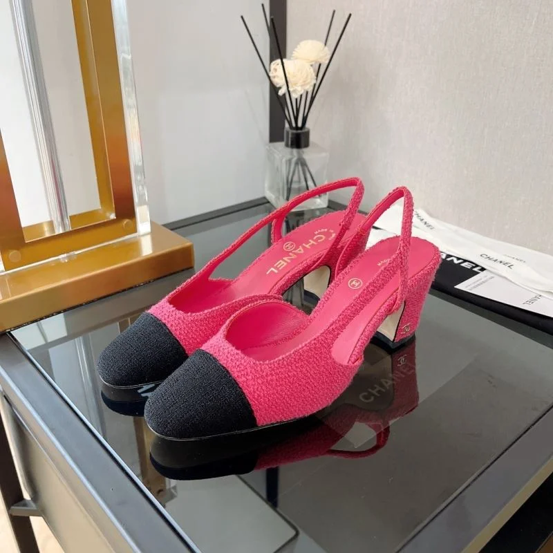 Top mirror Chanel Sandals