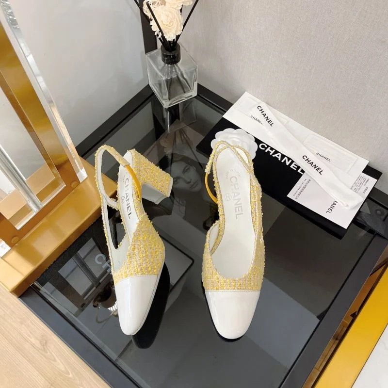 Top mirror Chanel Sandals