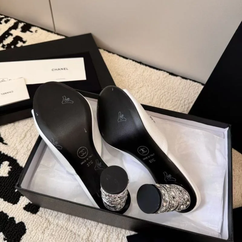 Accurate model Chanel Sandals