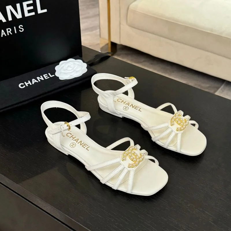 Low-cost Chanel Sandals