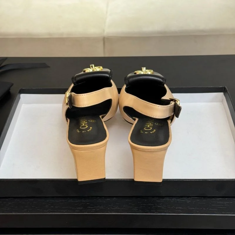 Accurate model Chanel Sandals