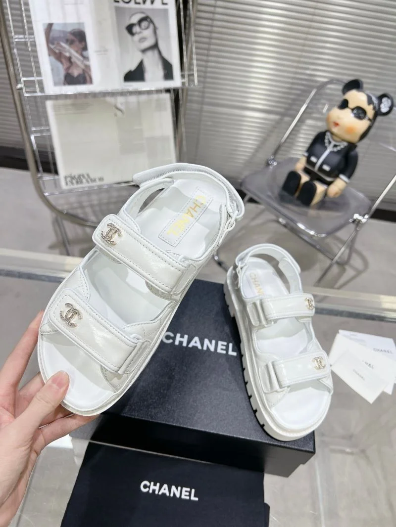 Accurate model Chanel Sandals