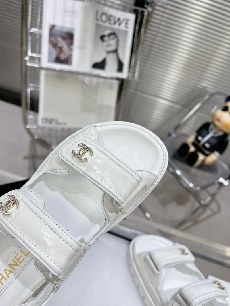 Accurate model Chanel Sandals