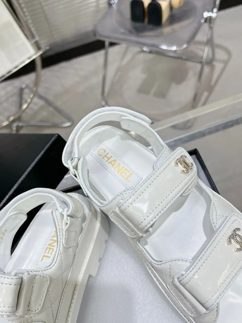 Accurate model Chanel Sandals