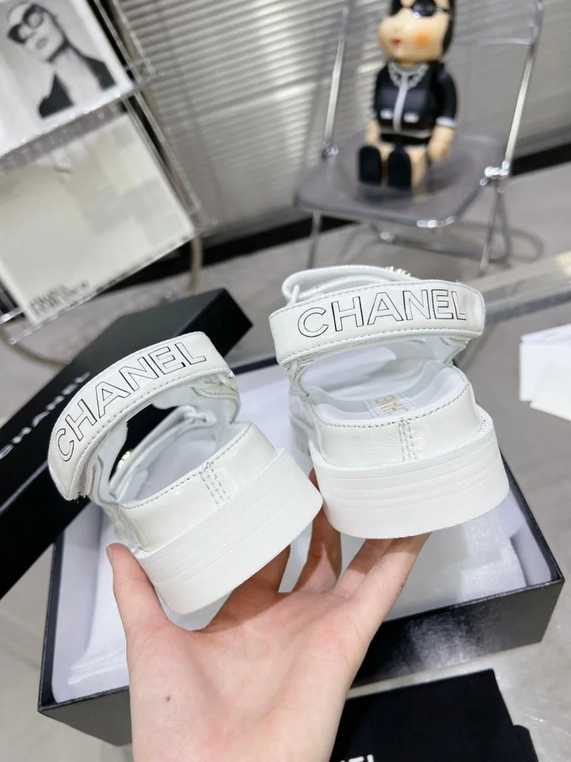 Accurate model Chanel Sandals