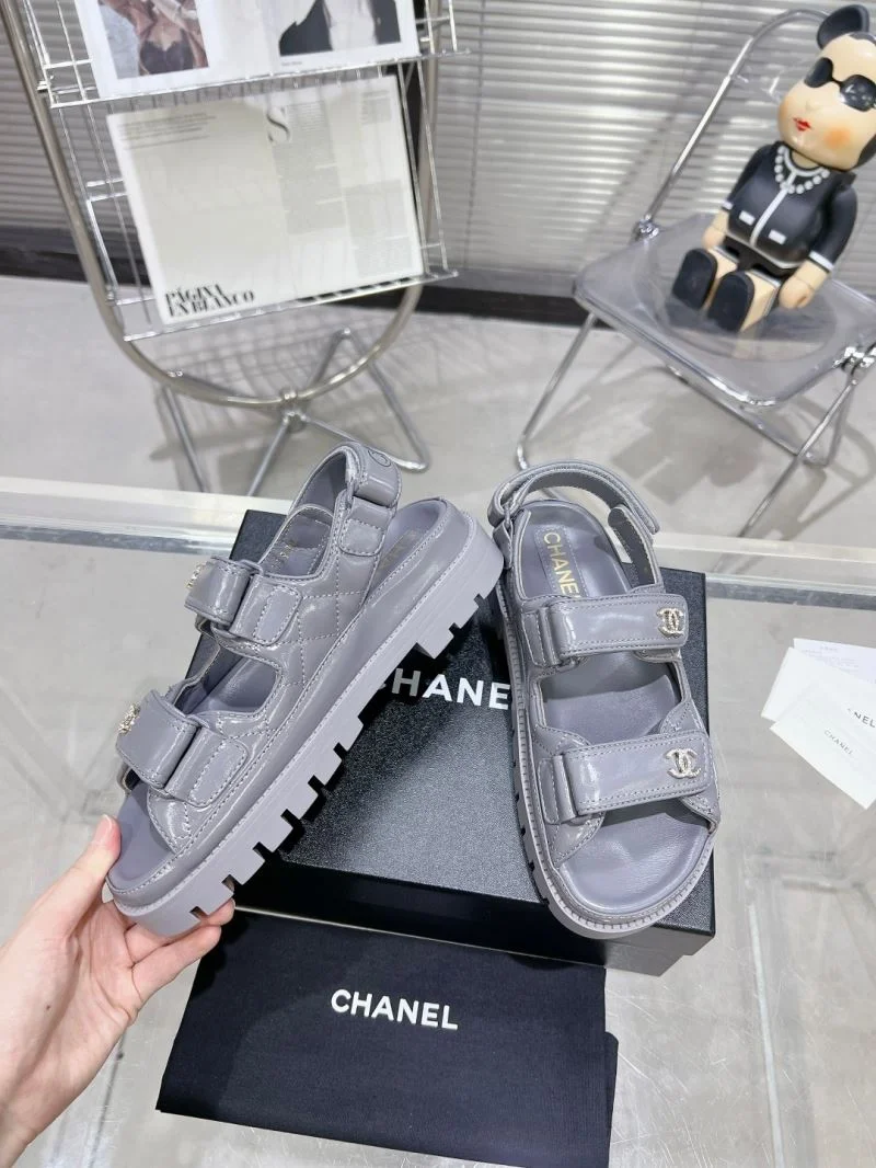 Low-cost Chanel Sandals