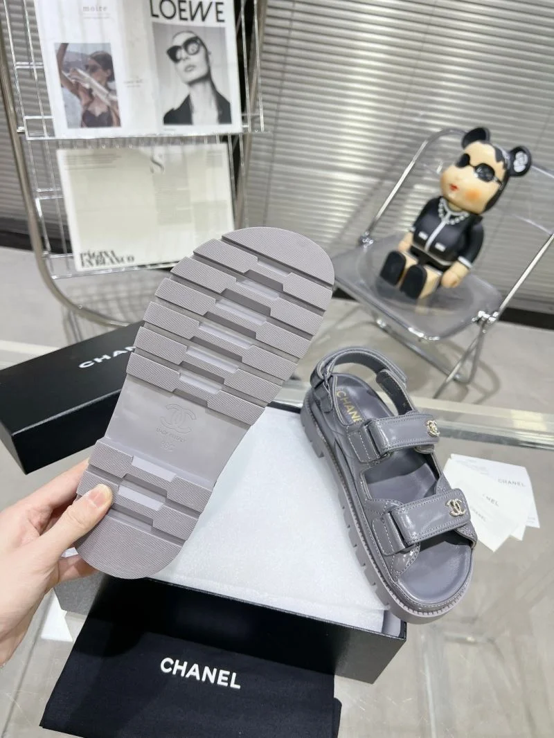 Low-cost Chanel Sandals