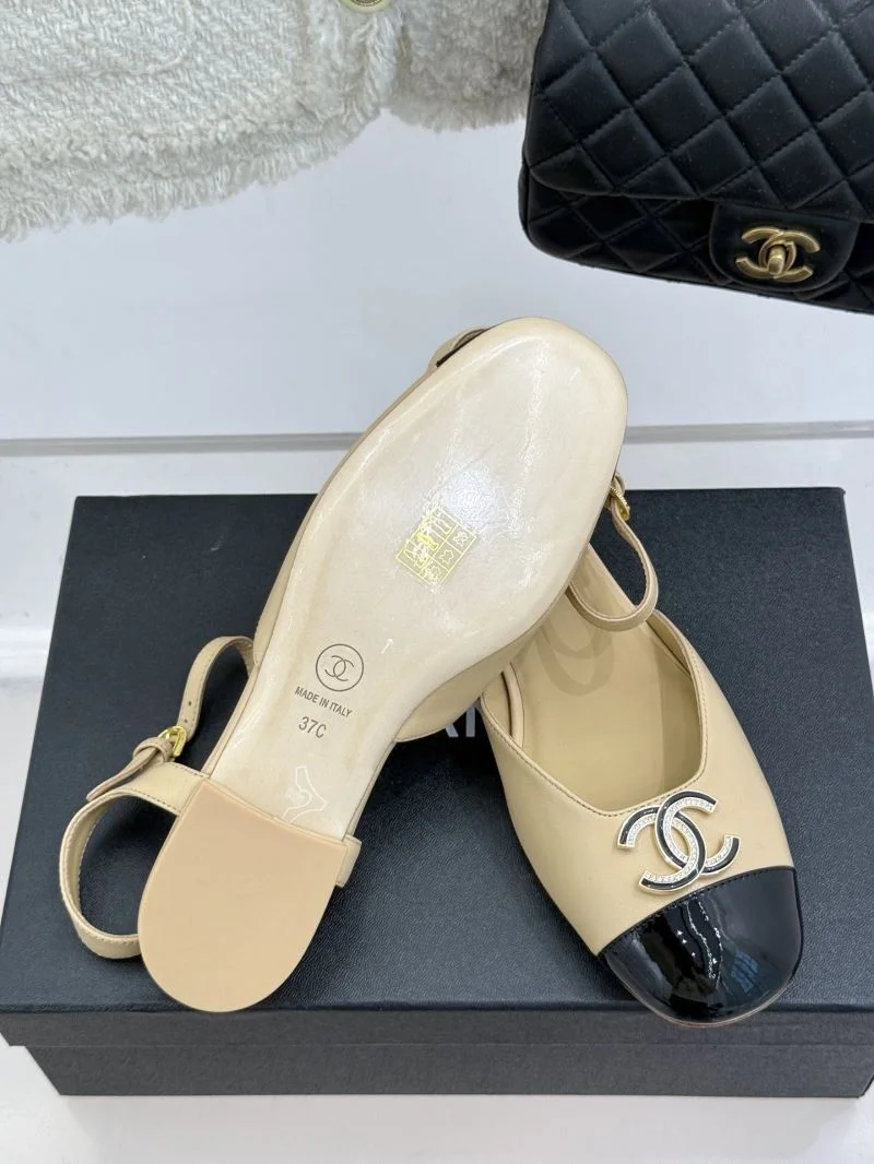 Low-cost Chanel Sandals
