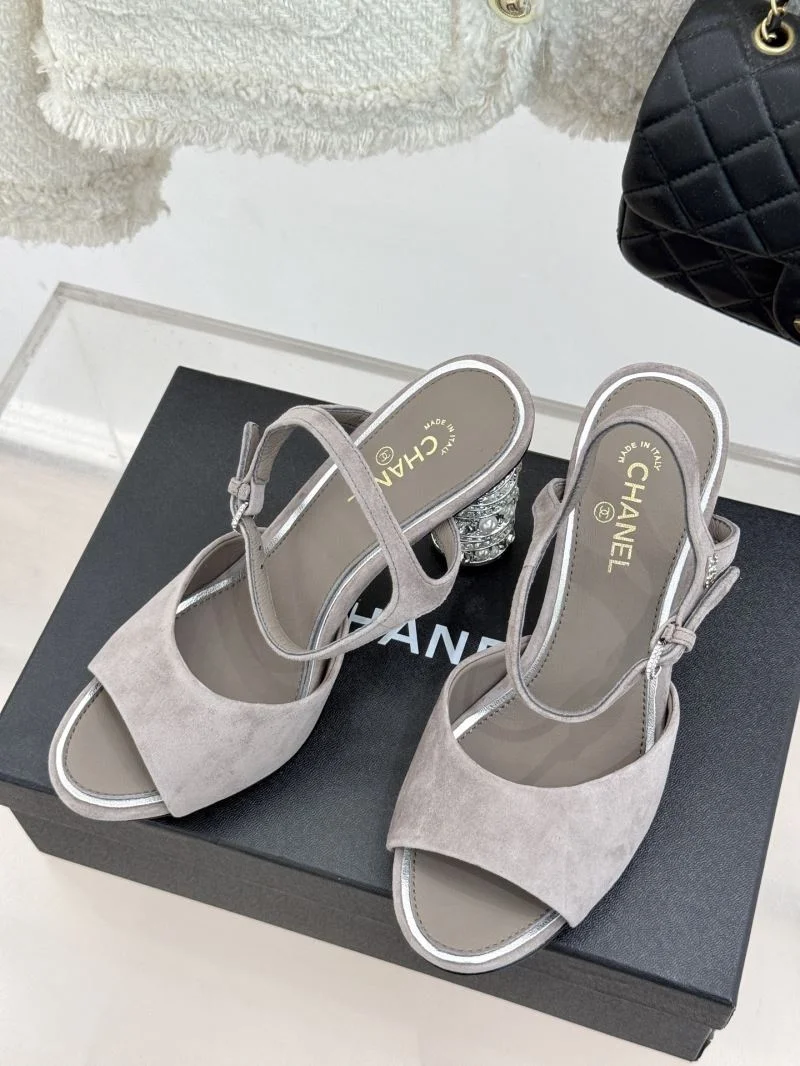 Low-cost Chanel Sandals