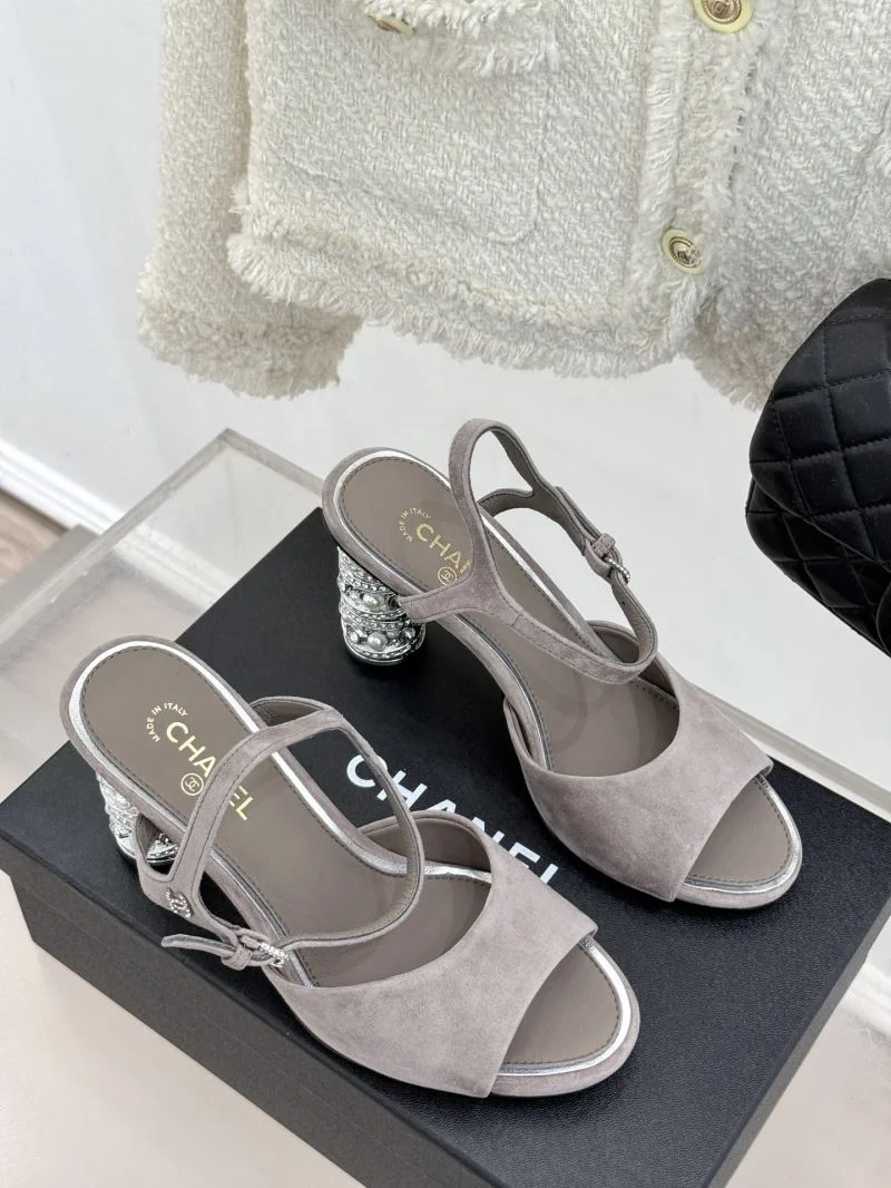 Low-cost Chanel Sandals