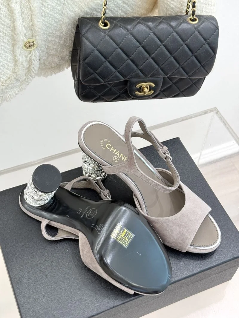 Low-cost Chanel Sandals