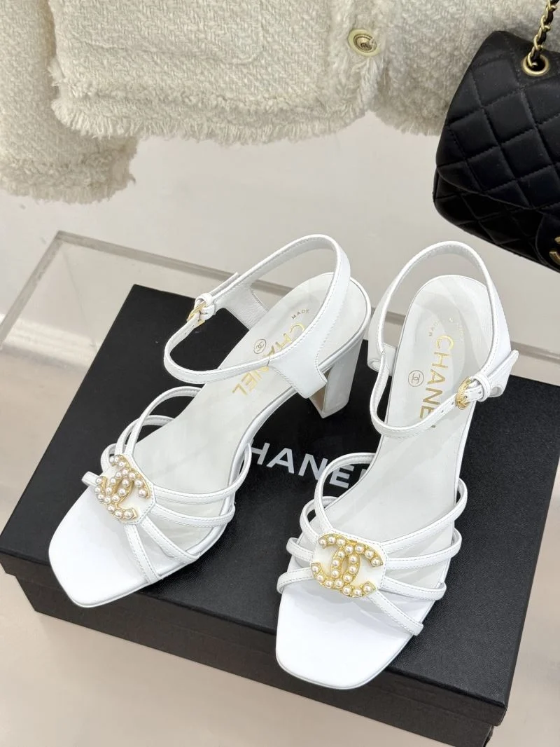 Top mirror Chanel Sandals