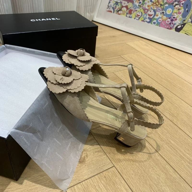 Low-cost Chanel Sandals