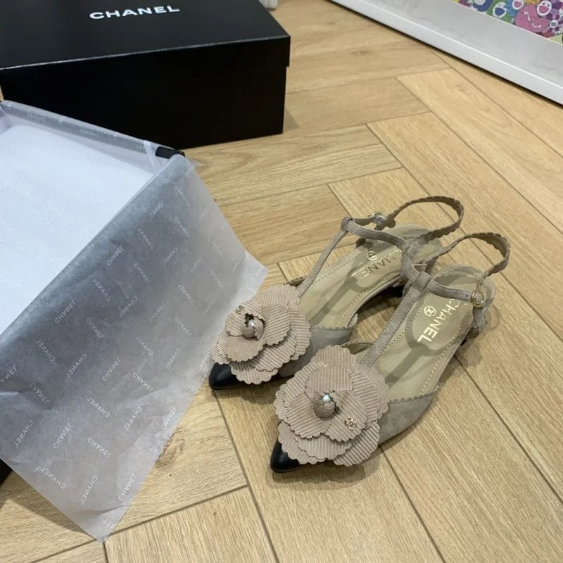 Low-cost Chanel Sandals