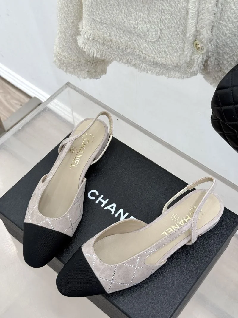 Low-cost Chanel Sandals