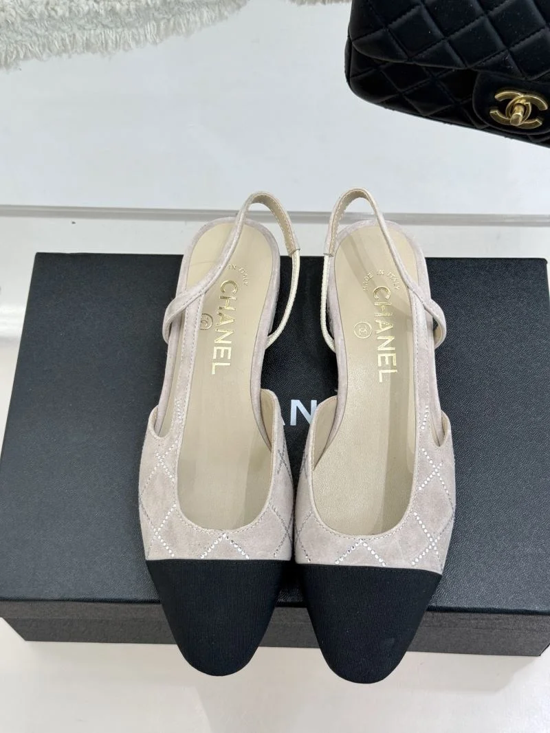Low-cost Chanel Sandals