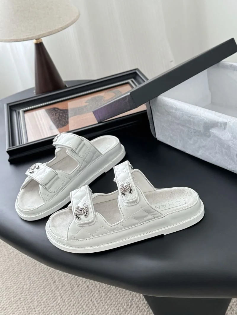 Exact replica Chanel Sandals