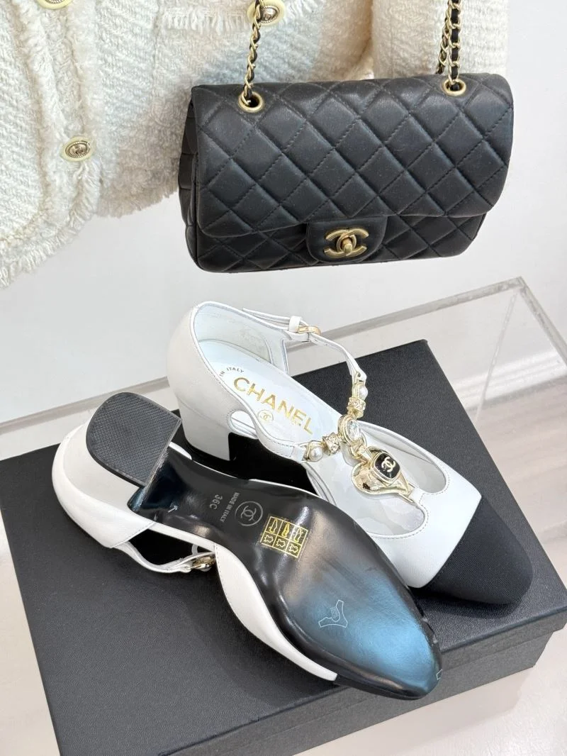 Accurate model Chanel Sandals
