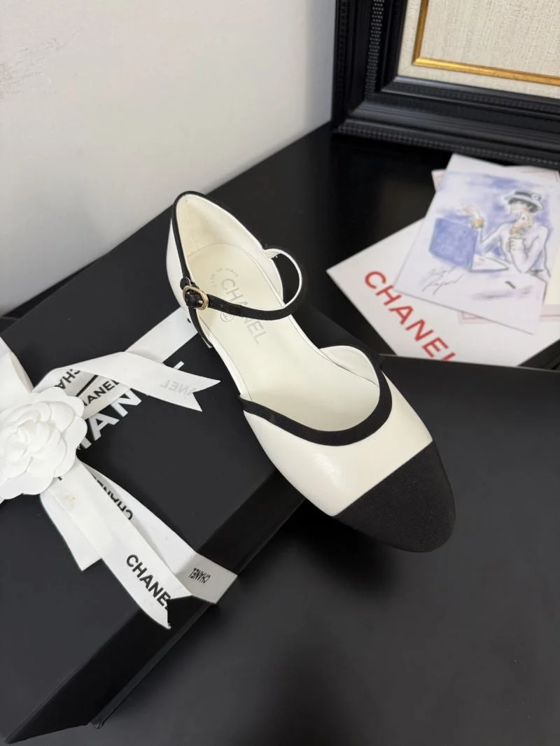Accurate model Chanel Sandals
