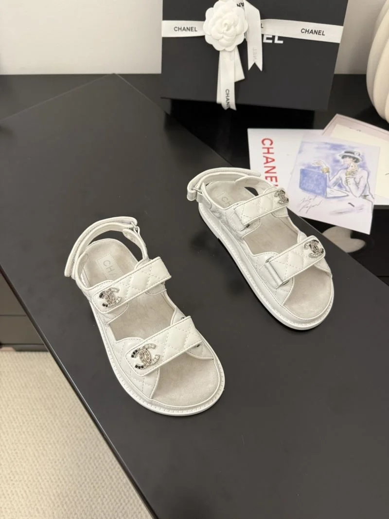 Low-cost Chanel Sandals