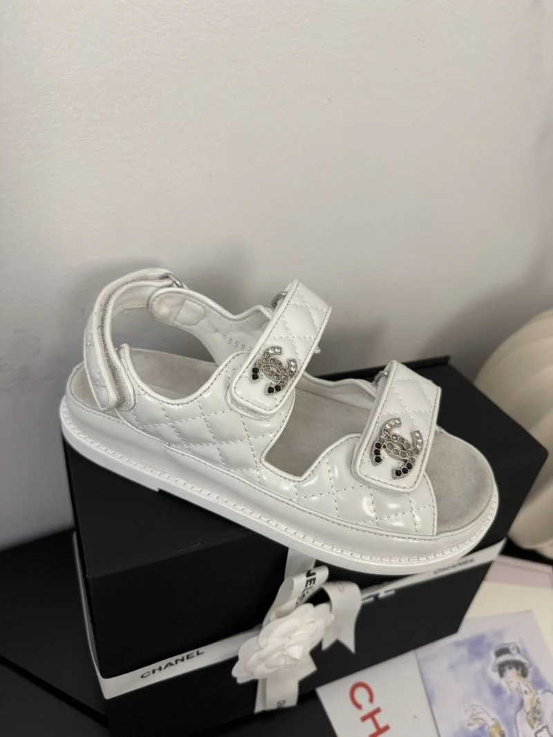 Low-cost Chanel Sandals