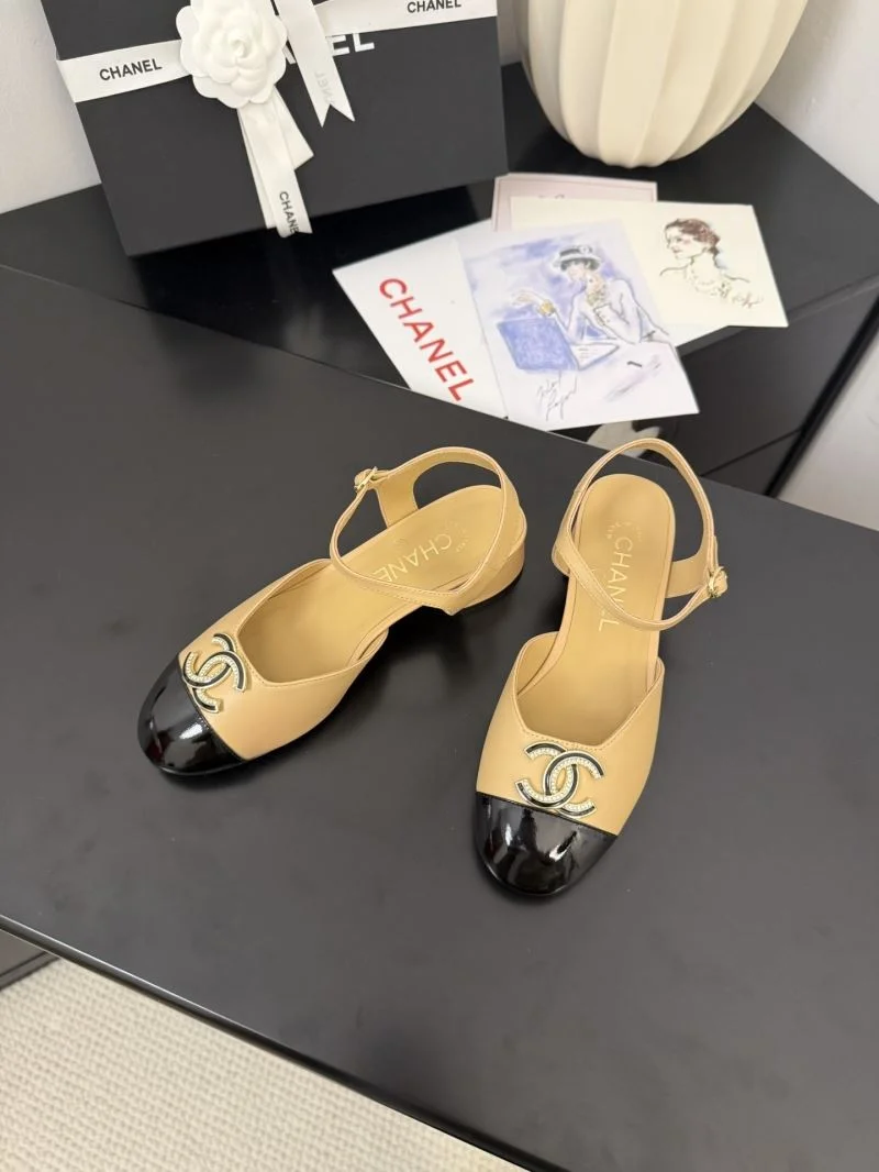 Low-cost Chanel Sandals