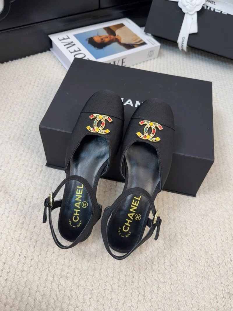 Low-cost Chanel Sandals