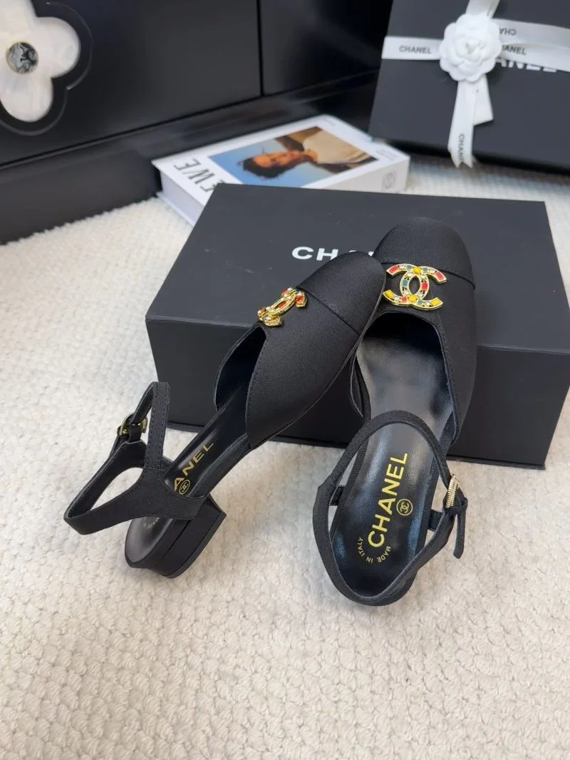 Low-cost Chanel Sandals