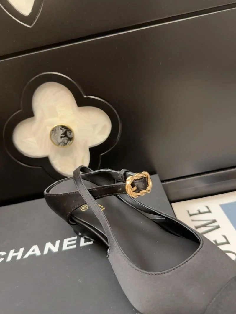 Accurate model Chanel Sandals