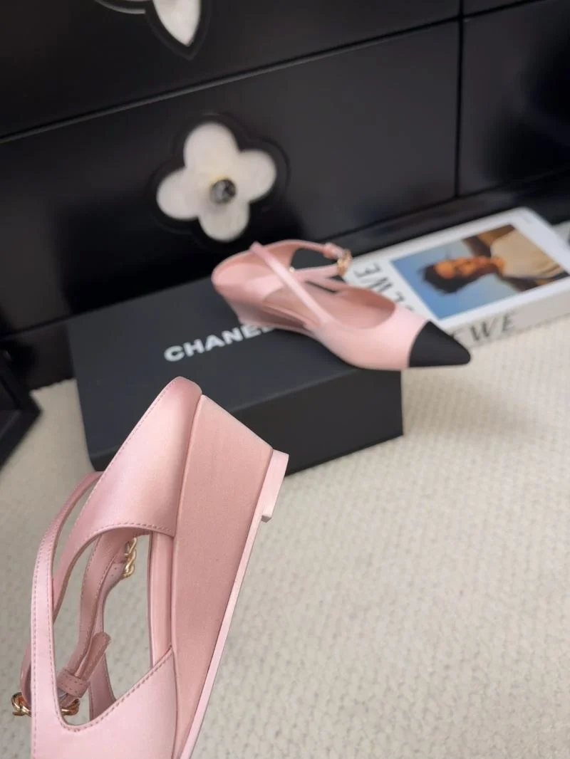 Accurate model Chanel Sandals