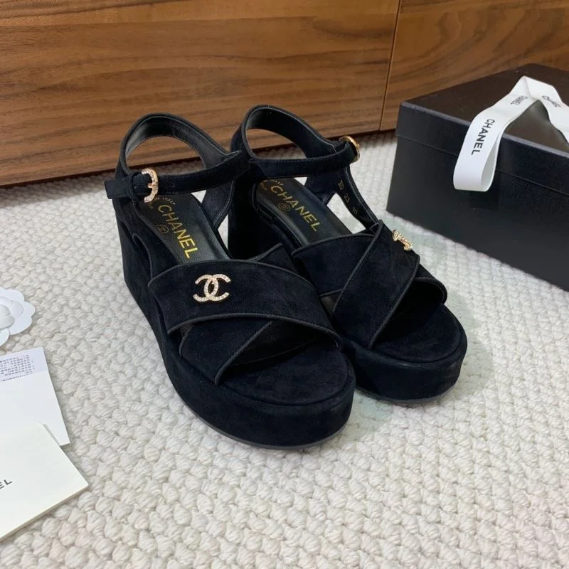 Low-cost Chanel Sandals