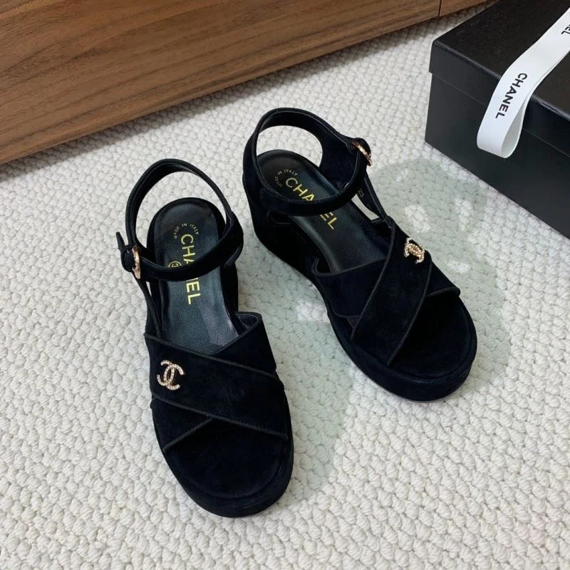 Low-cost Chanel Sandals