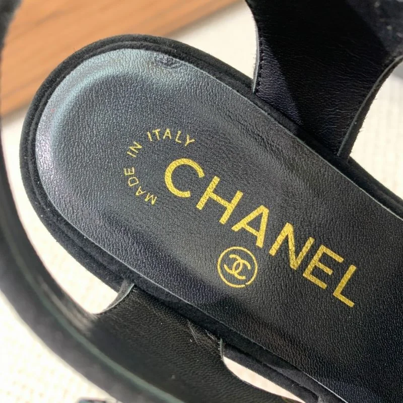 Low-cost Chanel Sandals