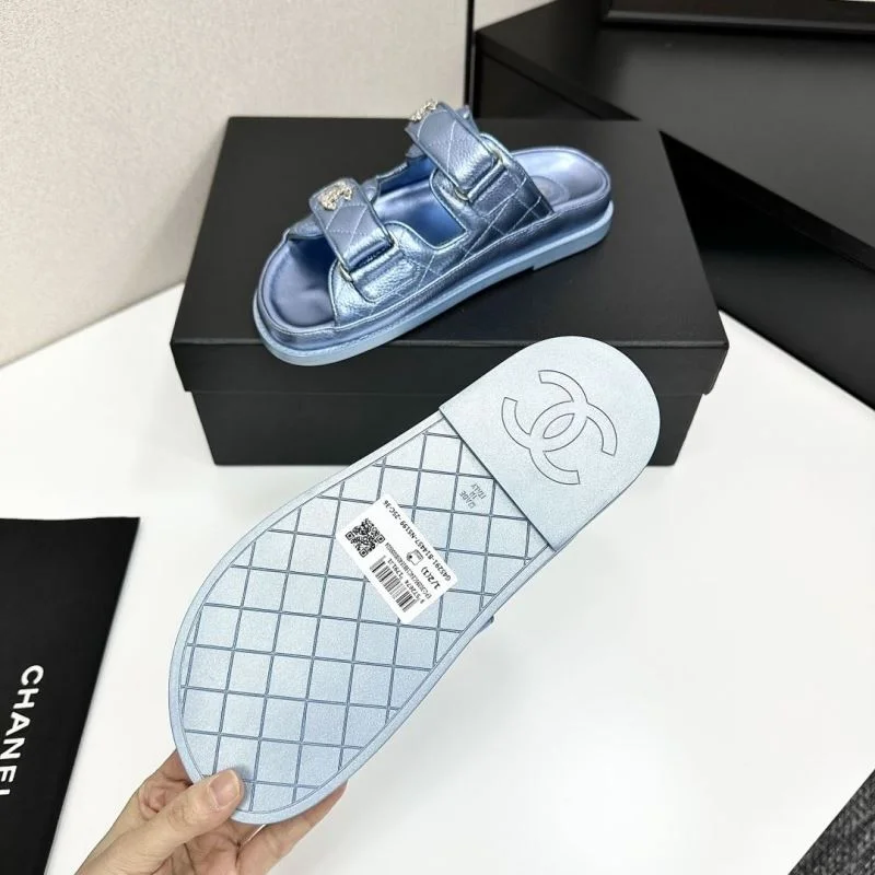 Low-cost Chanel Sandals