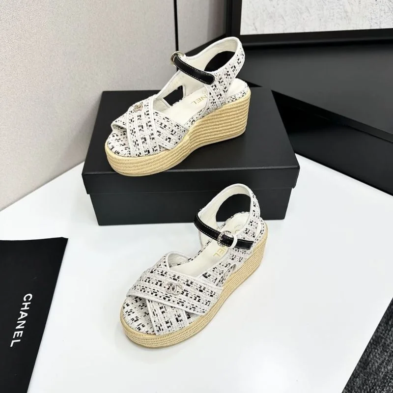 Low-cost Chanel Sandals