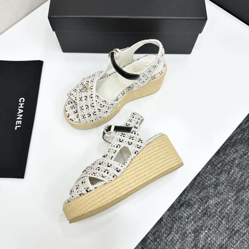 Low-cost Chanel Sandals