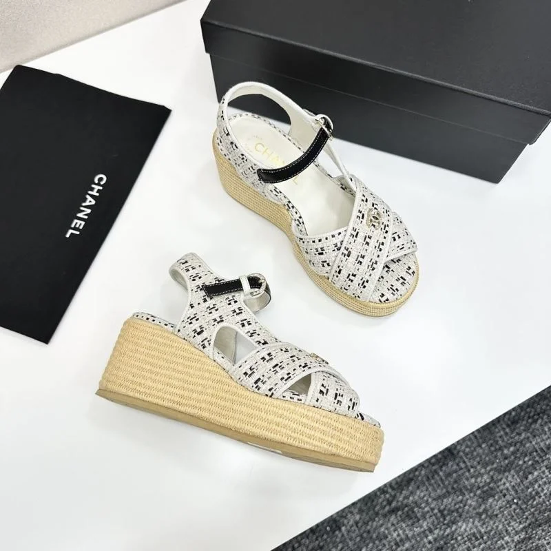 Low-cost Chanel Sandals