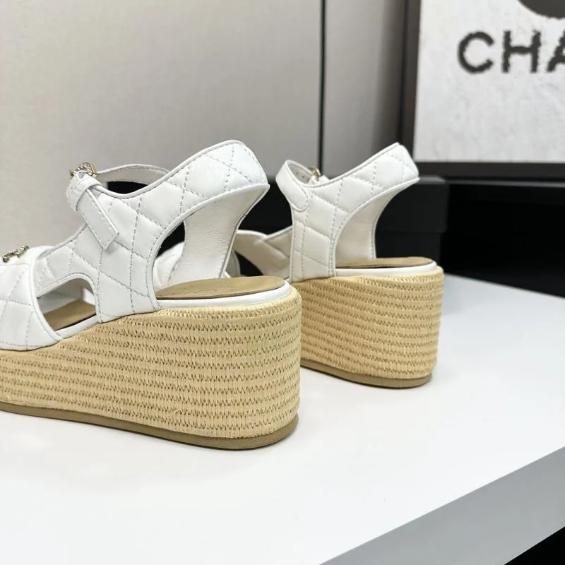 Low-cost Chanel Sandals