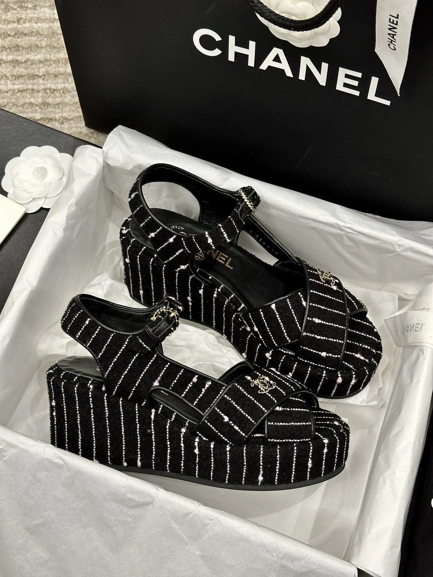 Low-cost Chanel Sandals