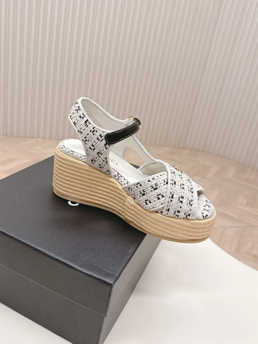 Mirror quality Chanel Sandals