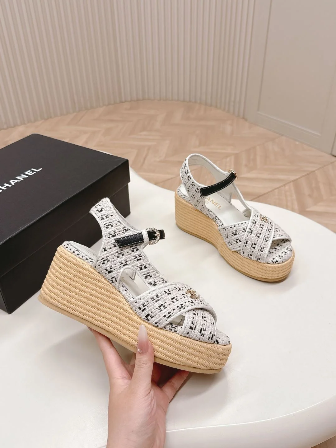 Mirror quality Chanel Sandals